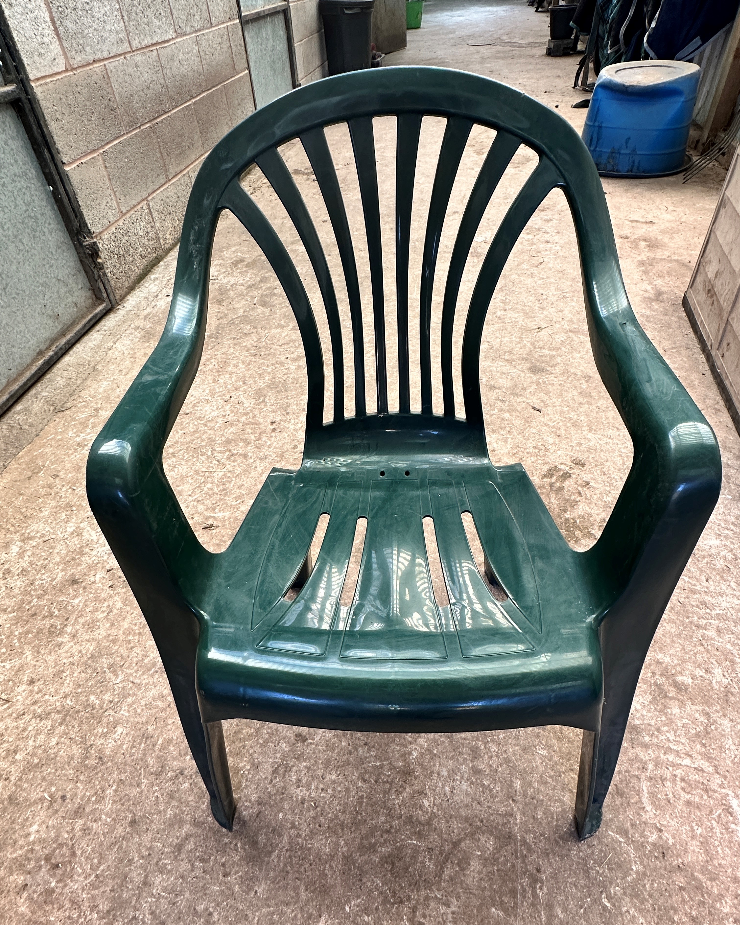 60x Green Plastic Chairs West Midlands
