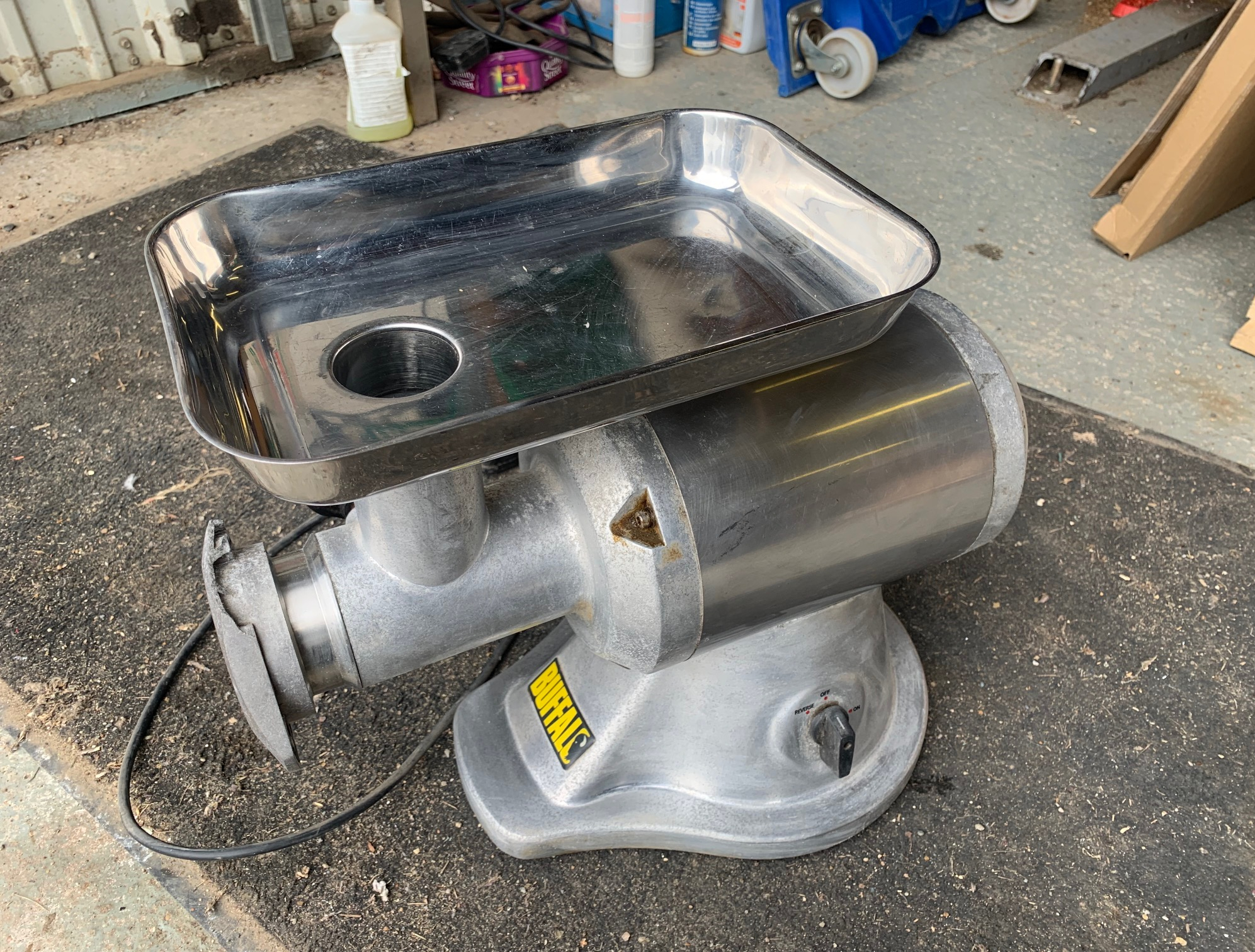 Buffalo K335 Commercial Meat Mincer Essex