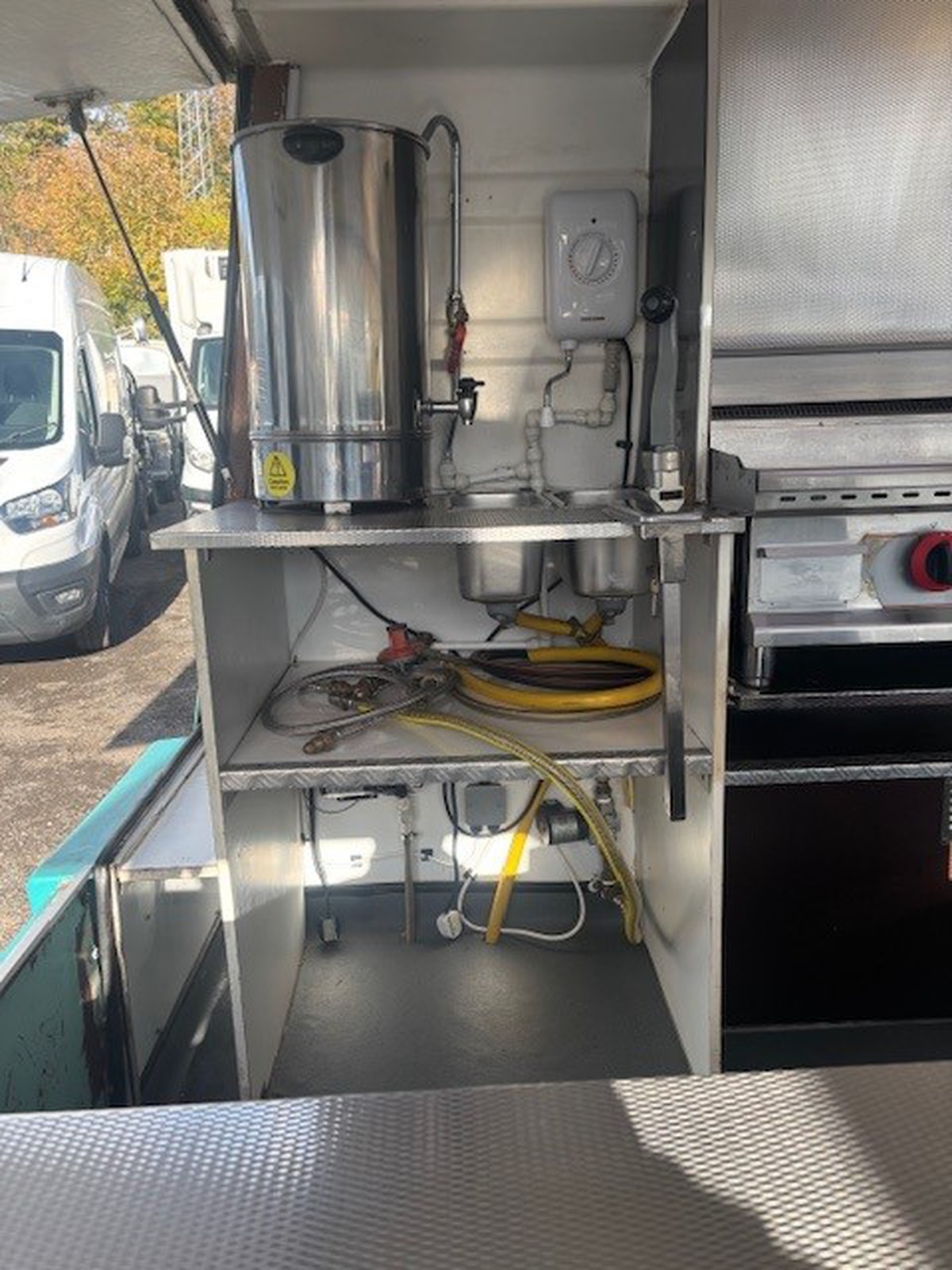 Secondhand Lorries and Vans | Catering Vehicles | Vintage Catering Van ...