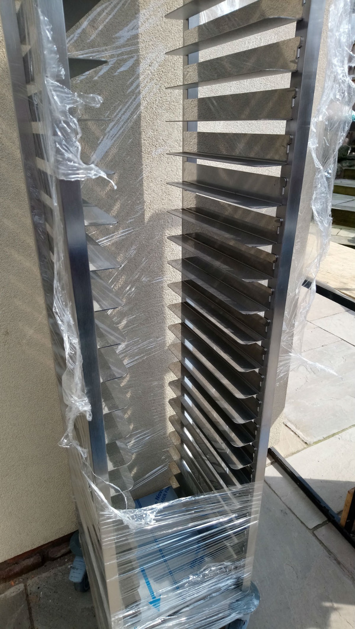 Secondhand Catering Equipment | Clearing Trolleys And Tray Racks | 8x ...