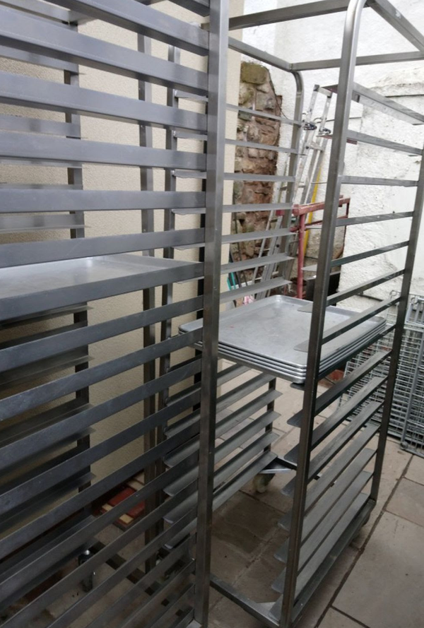 Secondhand Catering Equipment | Clearing Trolleys And Tray Racks | 8x ...