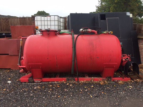 Secondhand Toilet Units | Vacuum Tanks