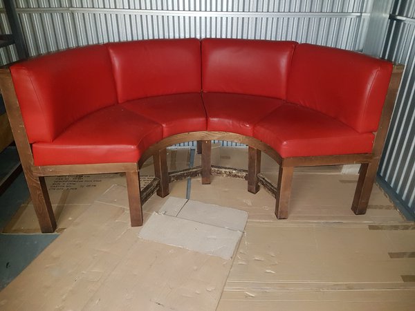 Secondhand Chairs and Tables | Lounge Furniture