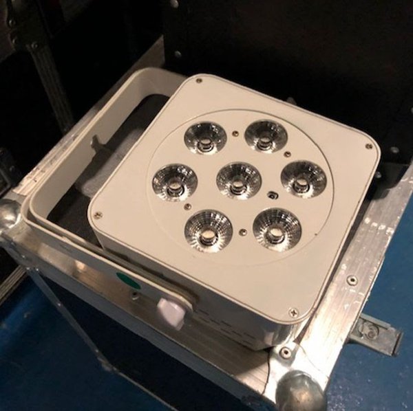 Secondhand Sound and Lighting Equipment | Wash Lights or Flood Lights