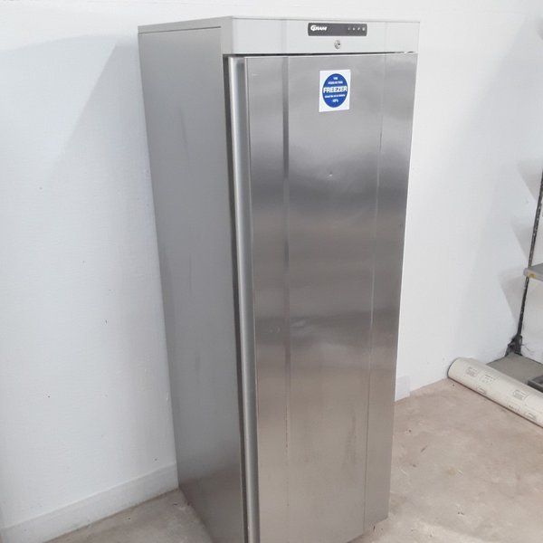 Secondhand Catering Equipment | Upright Freezers