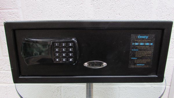 Secondhand Hotel Furniture | Hotel Bedroom Security | 7x Onity OS100 ...