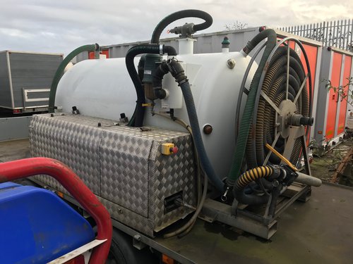 Secondhand Toilet Units | Vacuum Tanks