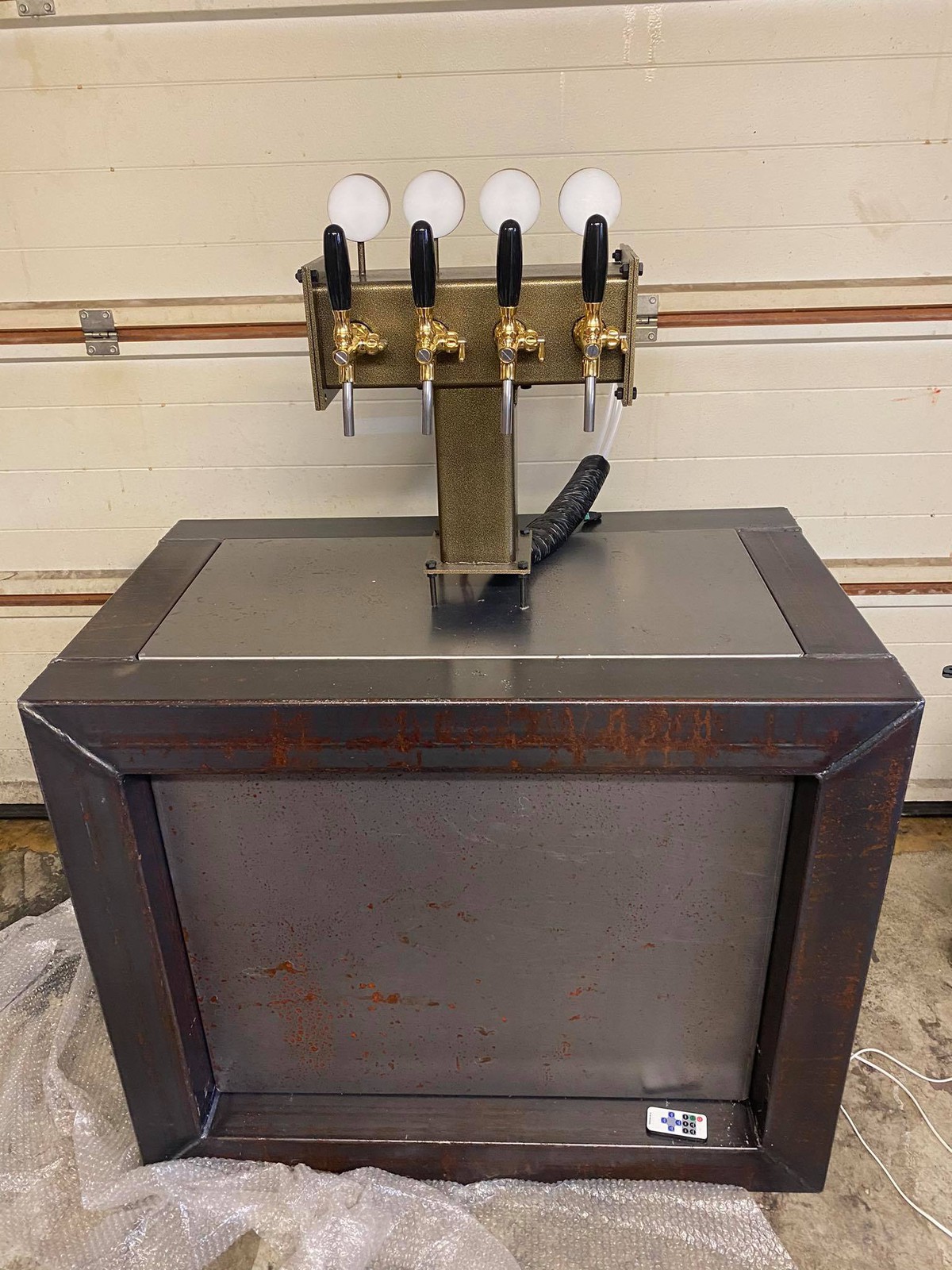 Secondhand Pub Equipment | Beer Taps - Fonts and Pumps | T Shape 4x ...