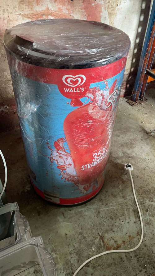 Secondhand Shop Equipment | Ice Cream Display Freezers