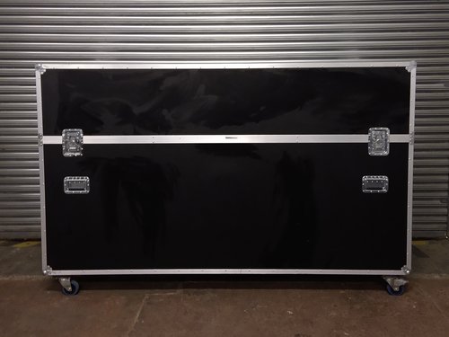 Secondhand Sound and Lighting Equipment | Flight Cases
