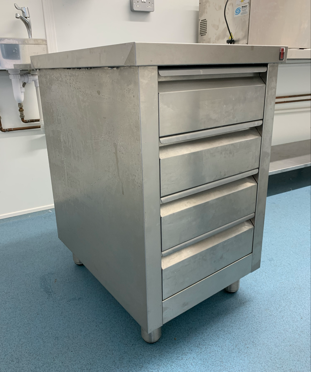 Secondhand Catering Equipment | Kitchen Cupboards and Cabinets | Inomak ...