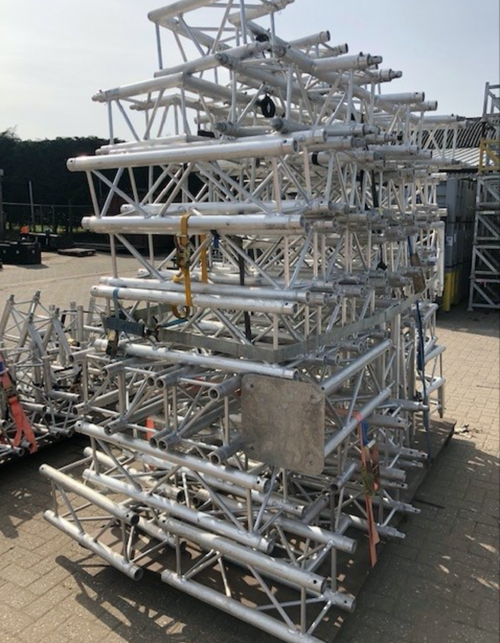 Secondhand Sound and Lighting Equipment | Lighting Truss