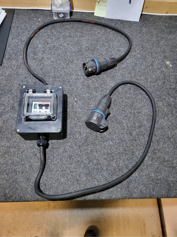 Curlew - New and Used Marquees | Power Distribution or Distro | 12x 16A ...