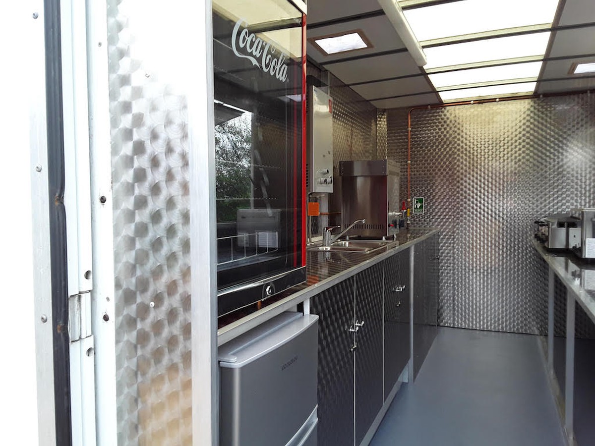 Secondhand Catering Equipment | Catering Trailers / Trucks And Mobile ...