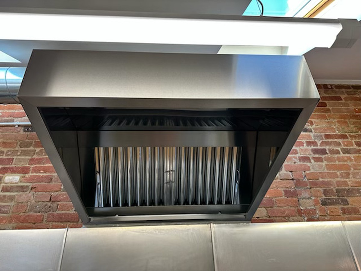 Secondhand Catering Equipment | Canopies and Extractor Systems ...